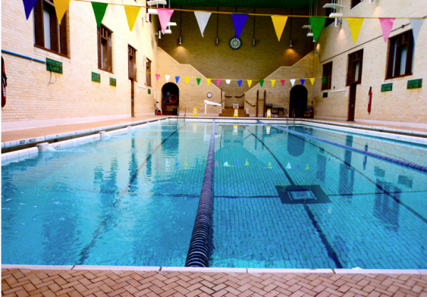 Register at noon for free Brooklyn swimming lessons