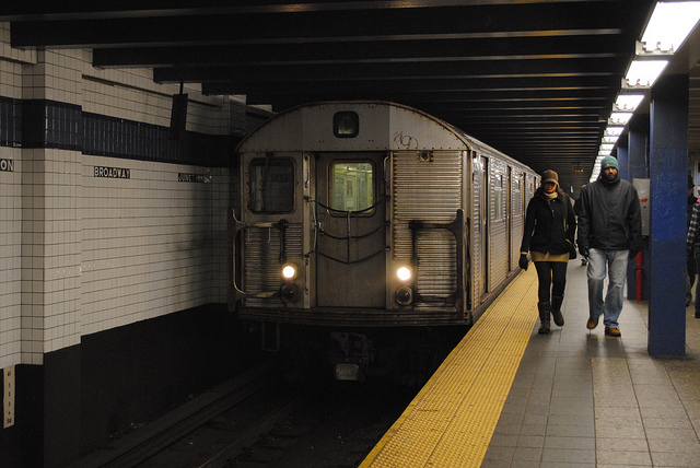 Here's a chance to get free pizza and complain about the C train