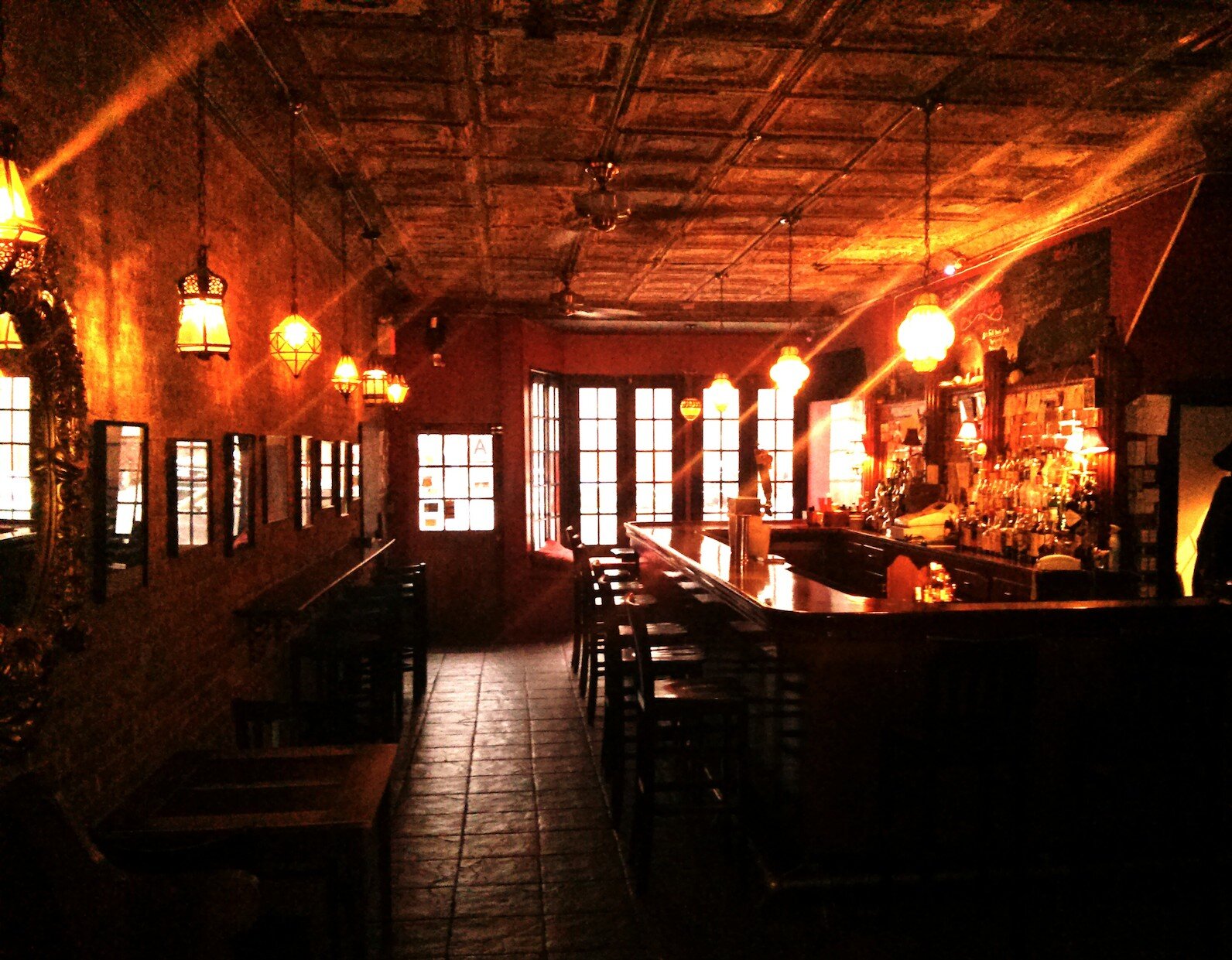 100 beers of solitude: The 20 best Brooklyn bars to read in